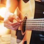 How To Strum A Guitar Properly, With And Without A Pick - Guitar Aficionado