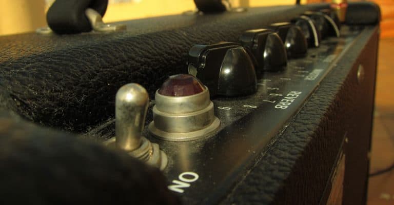 Can You Play An Electric Guitar Without An Amp? - Guitar Aficionado