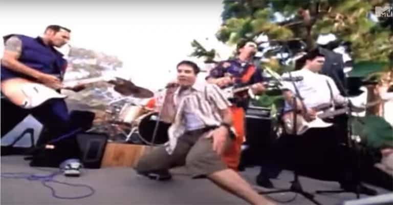 27 Best Punk Bands Of The 2000s - Guitar Aficionado