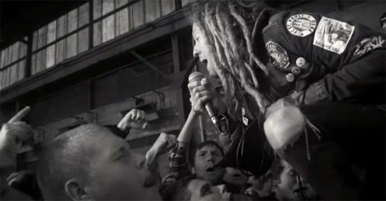 27 Best Punk Bands Of The 2000s - Guitar Aficionado