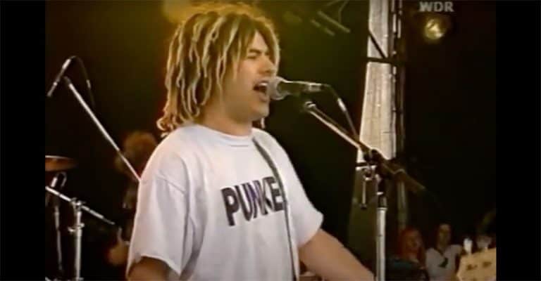 27 Best Punk Bands Of The 90s - Guitar Aficionado