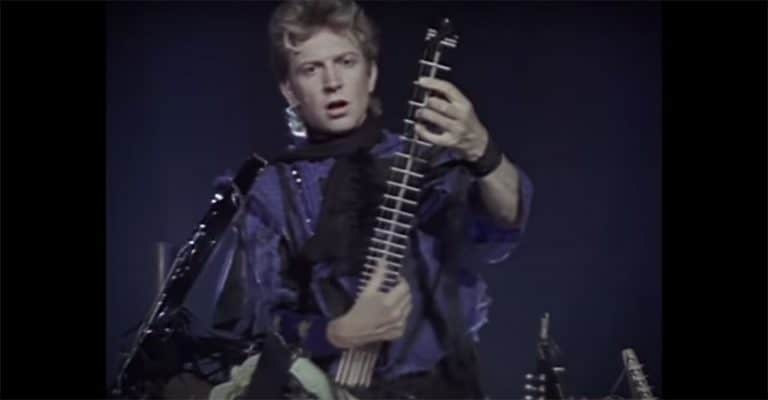 15 Best British Bands Of The 80s - Guitar Aficionado