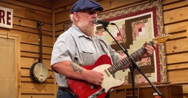 31 Best Modern Guitarists, All Are Current - Guitar Aficionado