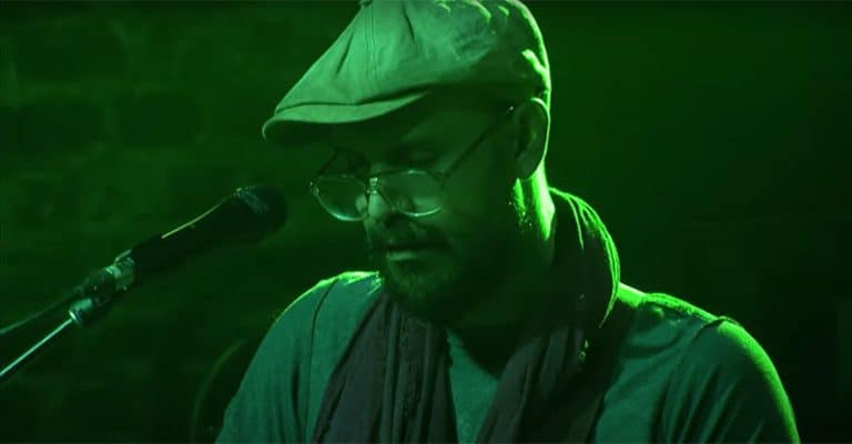 31 Best Modern Guitarists, All Are Current - Guitar Aficionado