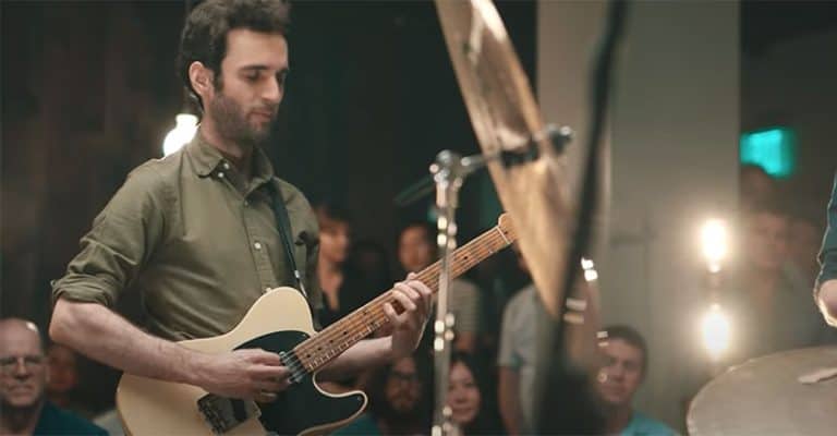 31 Best Modern Guitarists, All Are Current - Guitar Aficionado