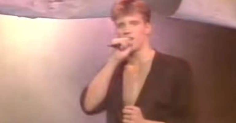 37 One Hit Wonder Bands Of The 80s - Guitar Aficionado