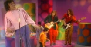 27 Best Two-Chord Songs For Guitar [With Tabs] - Guitar Aficionado